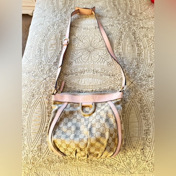 Gucci | Bags | Gucci Crossbody | Poshmark